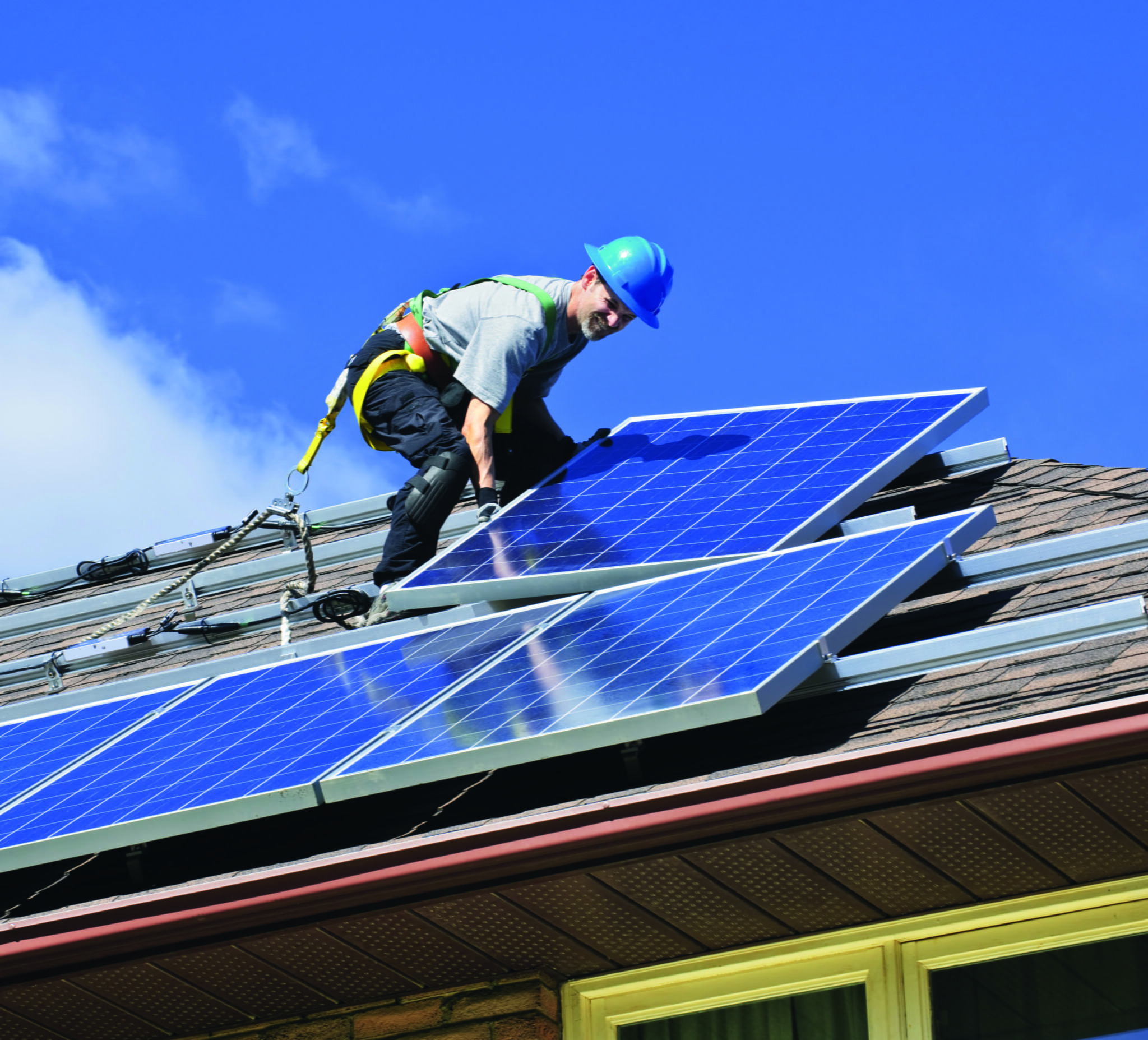 Installer safety report: Keeping the solar workforce safe - Ecogeneration